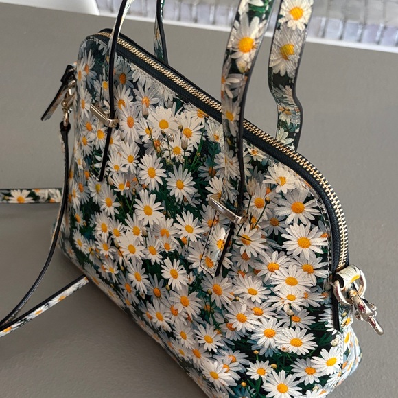 kate spade | Bags | Kate Spade Cedar Street Maise Daisy Handbag | Poshmark